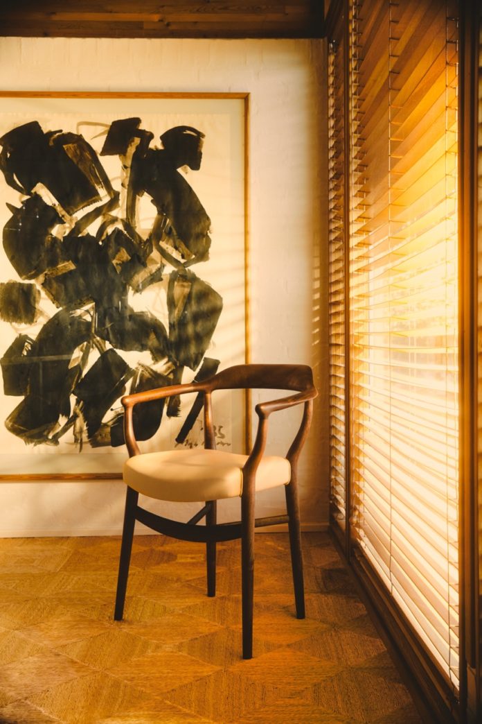 Die Rückkehr des außergewöhnlichen Bone Chair aka 44 Chair ...